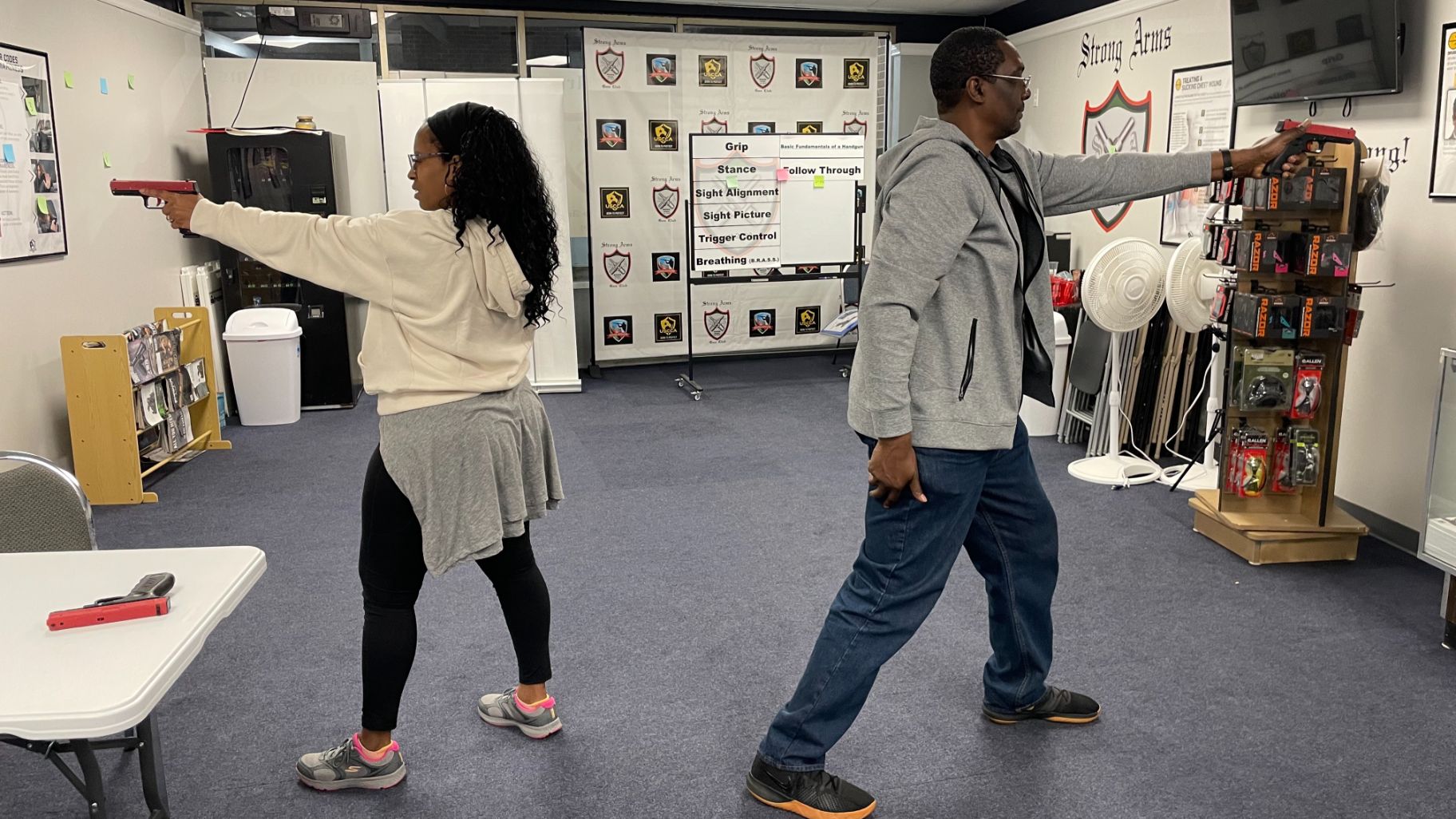 Fundamentals of a Handgun Practical Application | Strong Arms Training ...